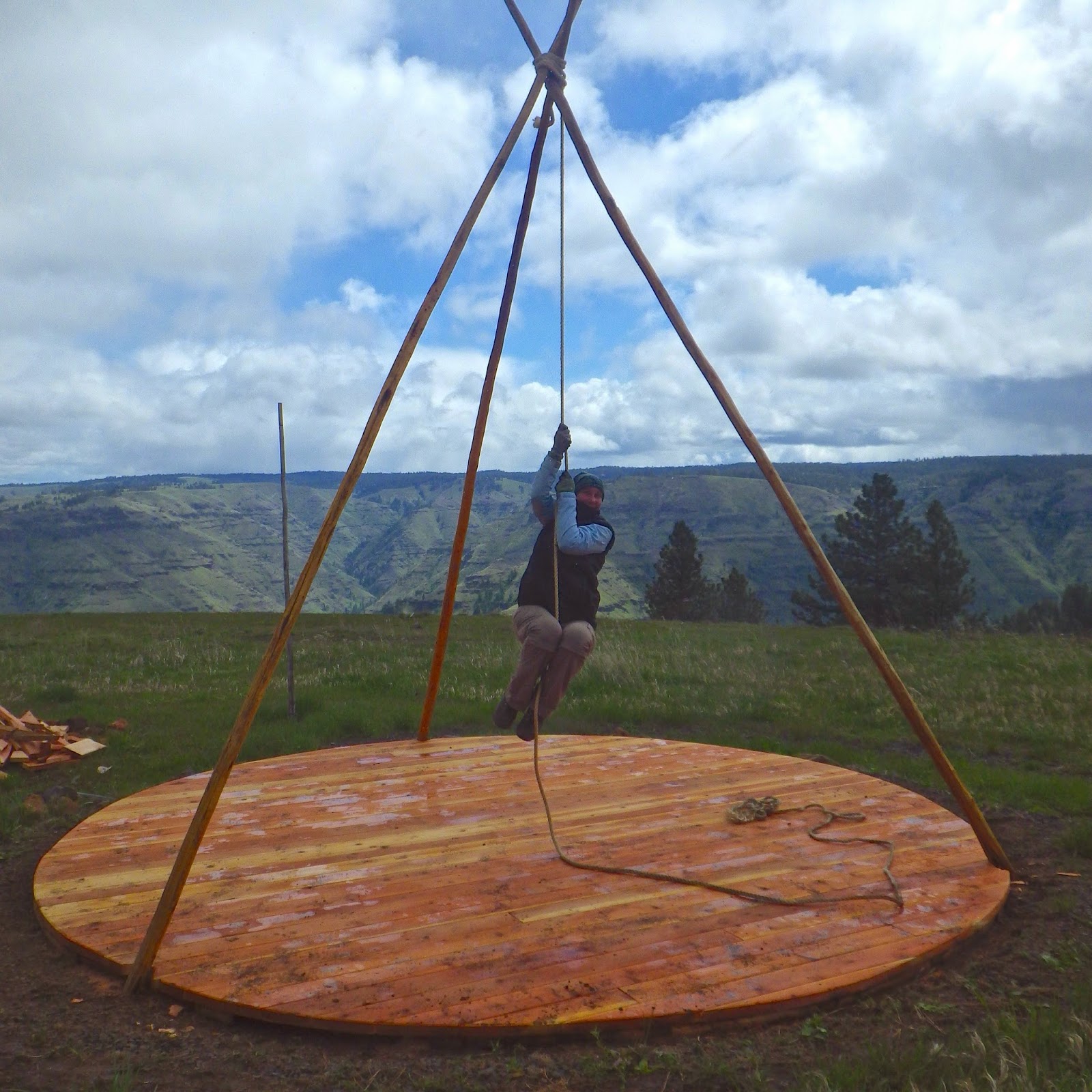 P-hang-from-tipi - Wandering La Vignes