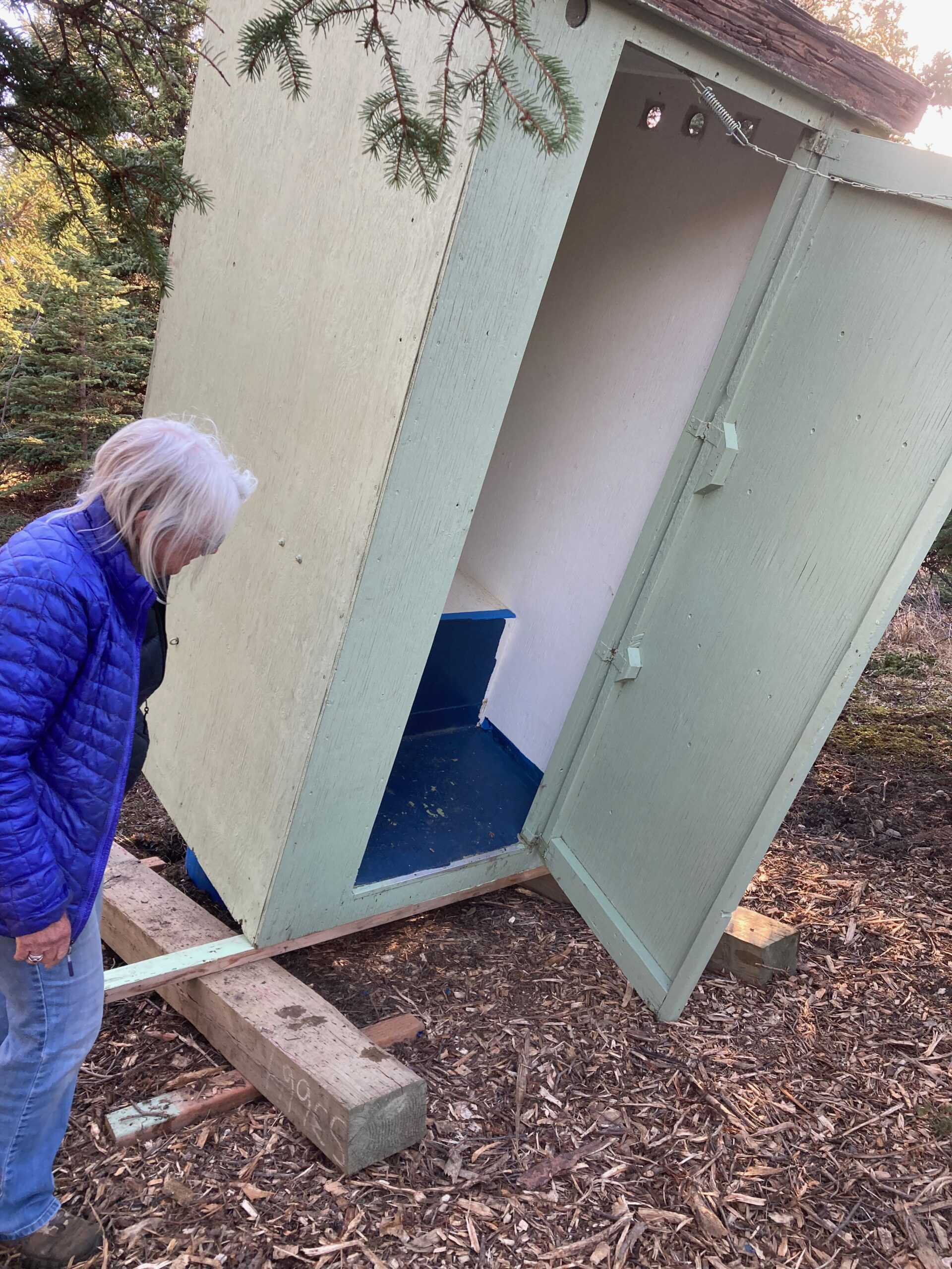 Arctic Adventures: Volume 27—Outhouse Woes - Wandering La Vignes
