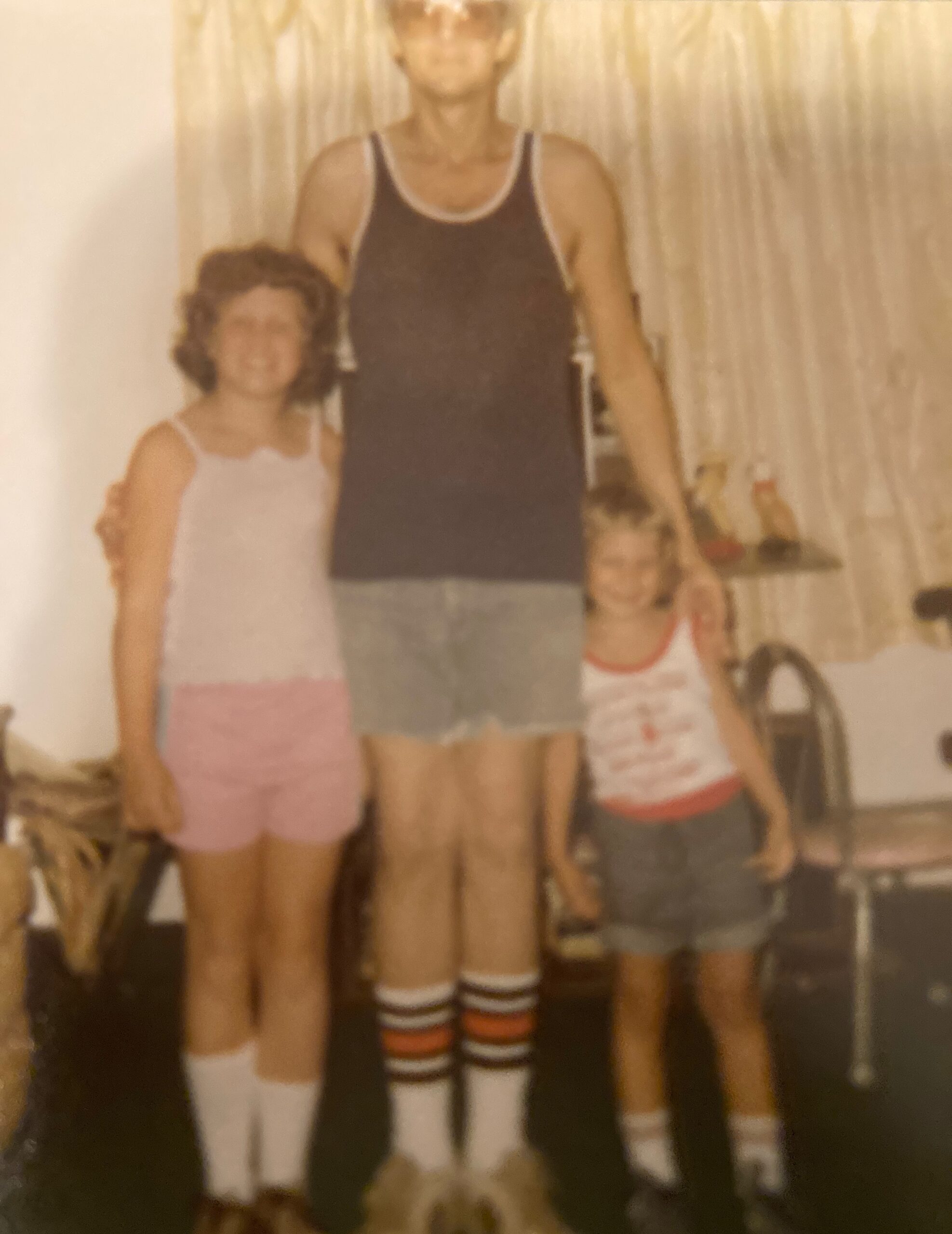 1980s-Dad-girls - Wandering La Vignes